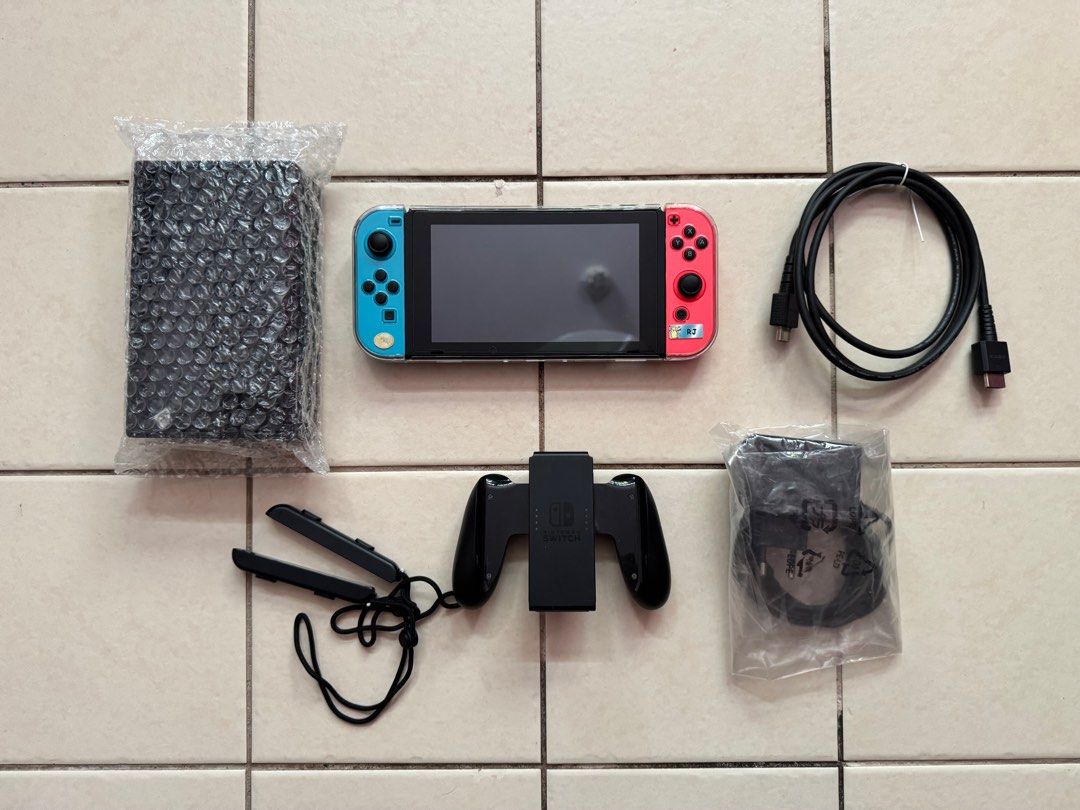 Nintendo Switch Gen 1 Console with Accessories, Video Gaming, Video ...