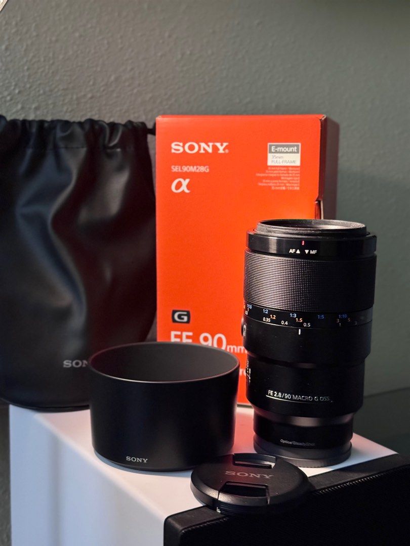 Sony FE 90mm f/2.8 Macro G OSS Lens (SEL90M28G), Photography, Lens ...