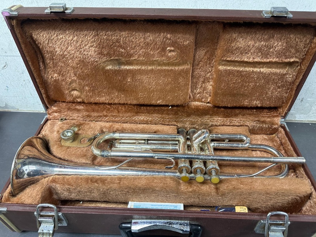 TP(Price Drop)-Yamaha YTR-232S Silver Colour With Hardcase Trumpet ...
