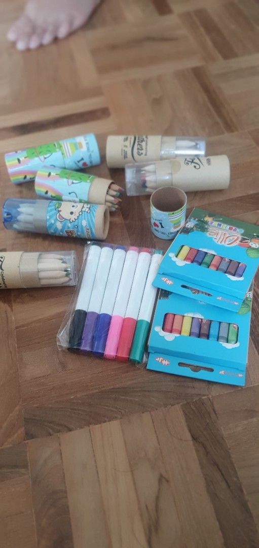 Assorted Art Supplies - Crayons, Markers, Pencils, Hobbies & Toys ...