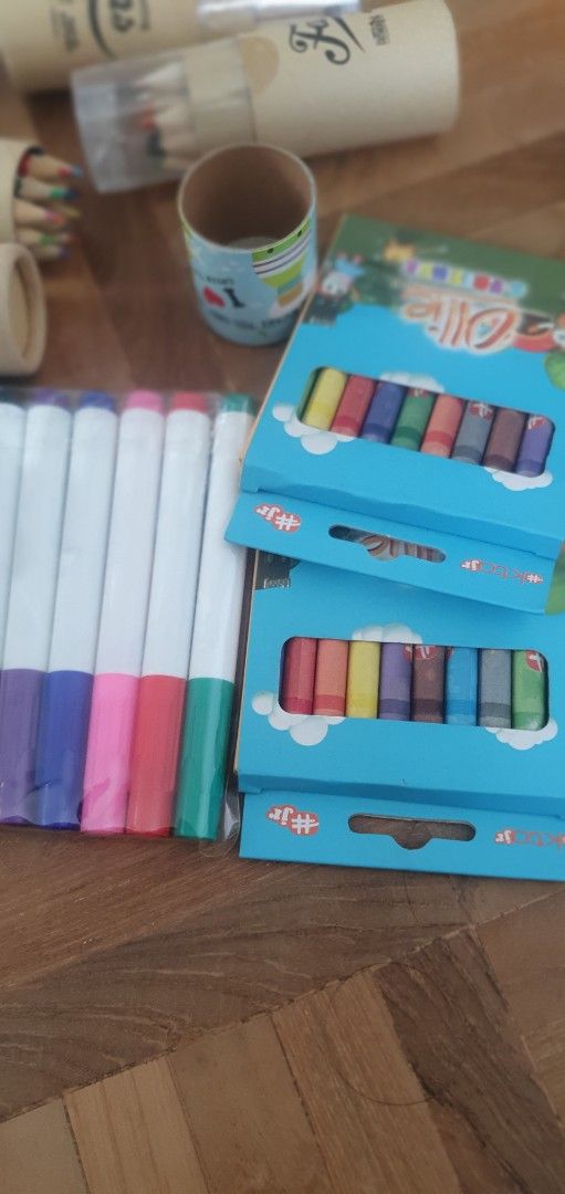 Assorted Art Supplies - Crayons, Markers, Pencils, Hobbies & Toys ...