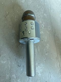 Audiobox Wireless Microphone, Audio, Microphones on Carousell