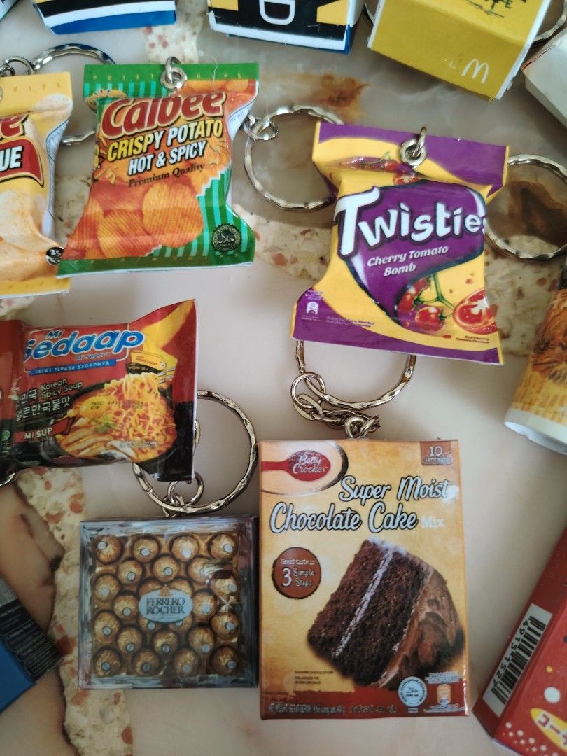 27pcs Miniature Keychain Clearance, Hobbies & Toys, Stationery & Craft ...