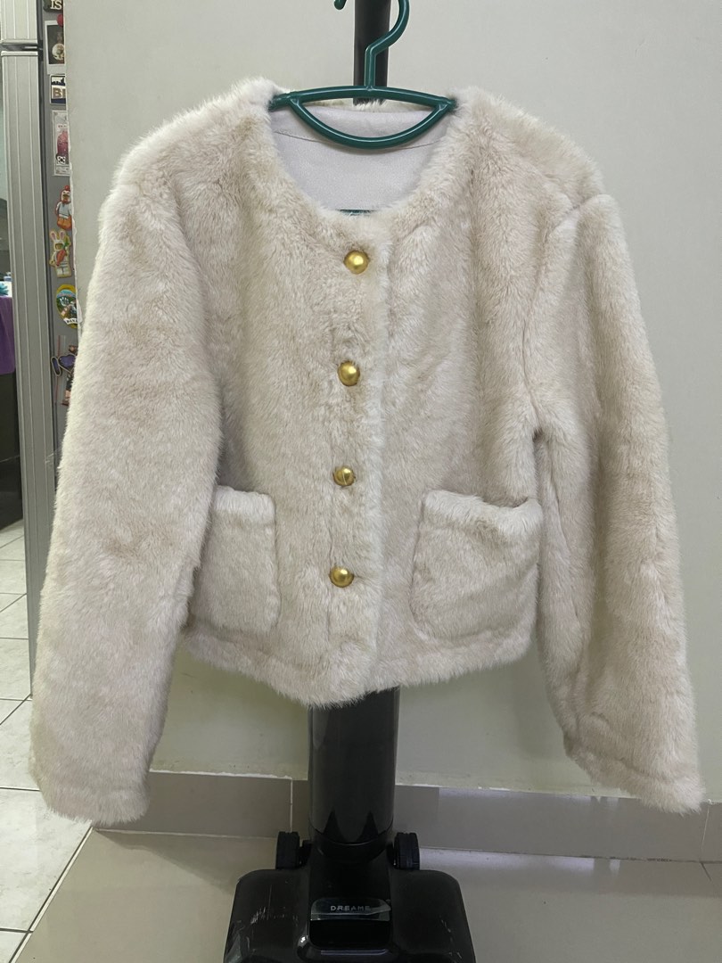 Cream Faux Fur Jacket with Gold Buttons, Women's Fashion, Coats ...