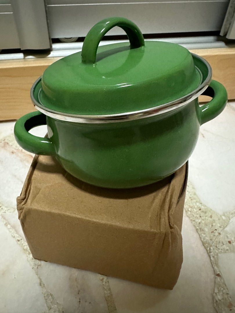 YEAR END SALE! Green Enamel Sauce Pot 12, Furniture & Home Living ...