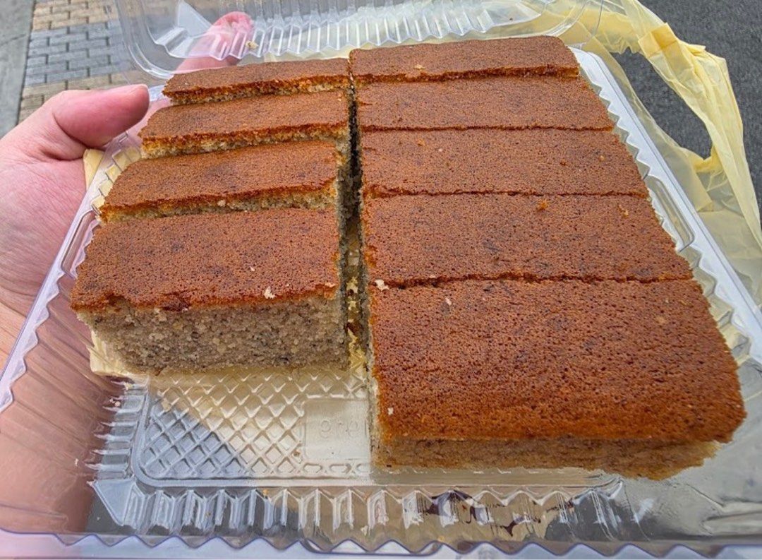 JB POPULAR HIAP JOO BAKERY BANANA CAKE, Food & Drinks, Homemade Bakes ...