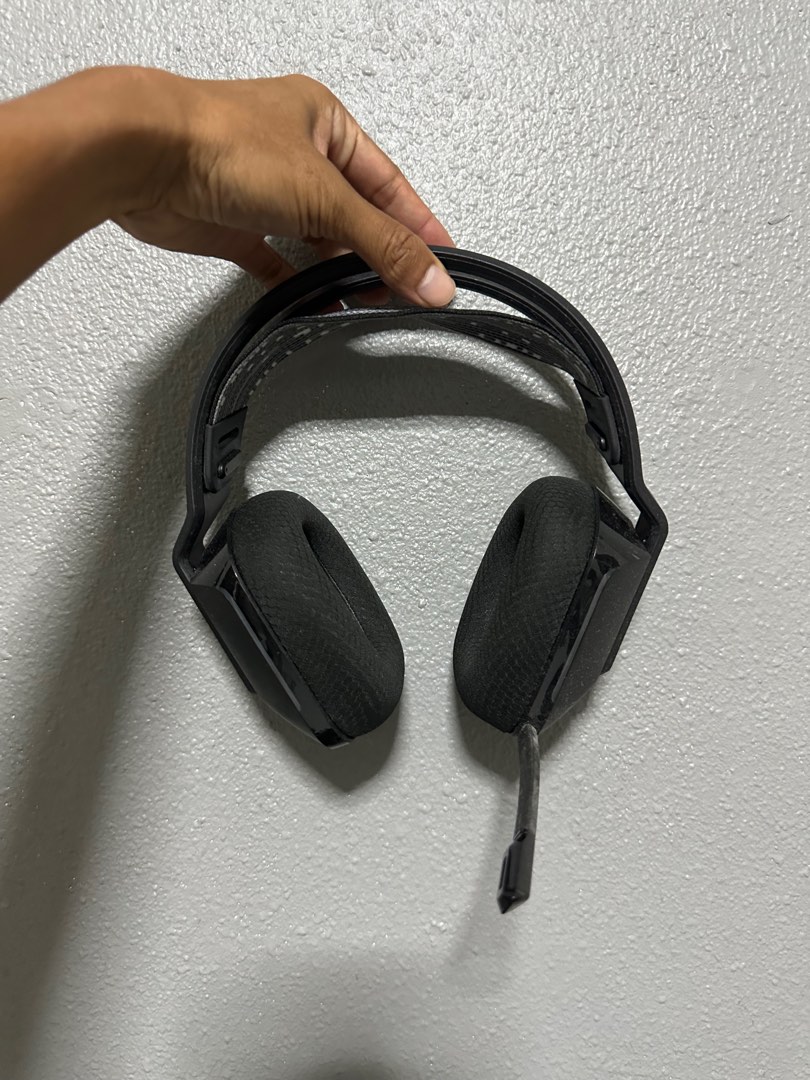 Logitech G733 Wireless Gaming Headset - Black, Audio, Headphones ...