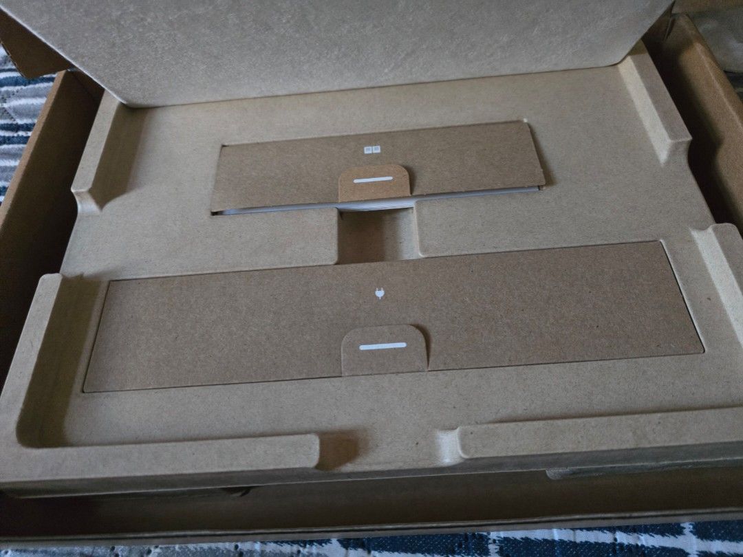 Microsoft Surface Pro 11 Plus 16GB Memory 1TB SSD Black / 512GB SSD ...