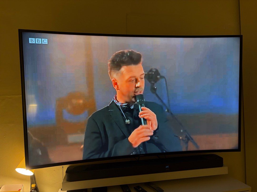 Samsung tv 65inch curved n Xiaomi TV Box S 4K Ultra-HD, TV & Home ...