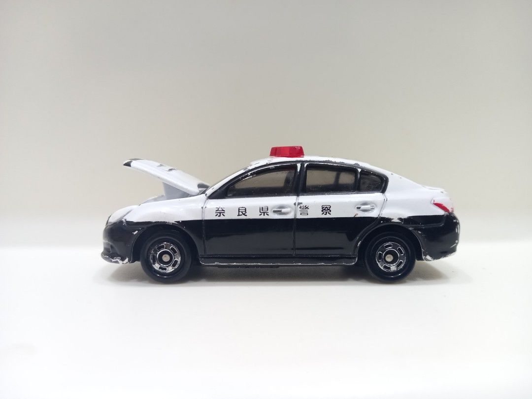 Tomica No. 112 Subaru Legacy B4 Police Patrol Car Diecast (Emergency ...