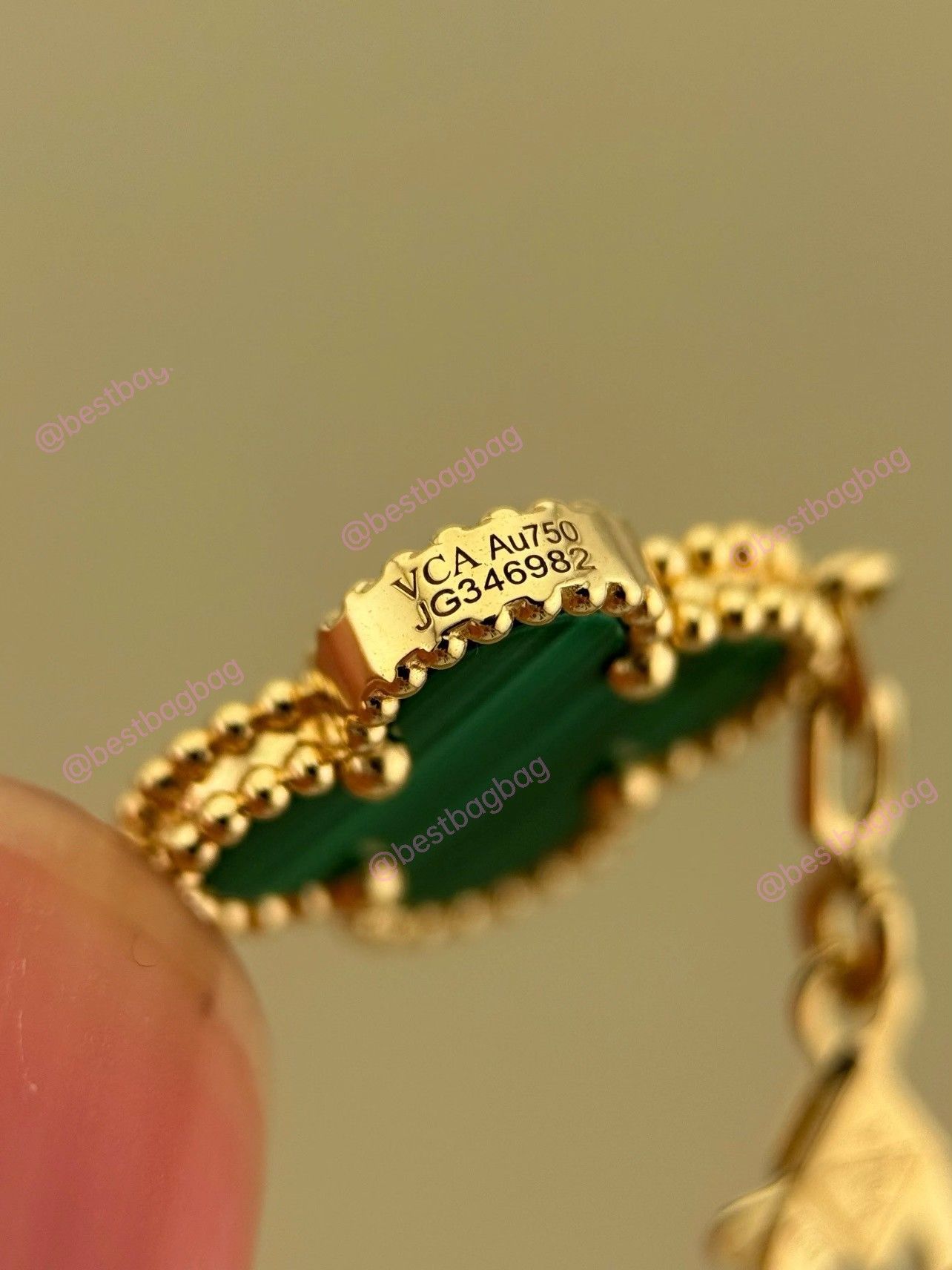 Van Cleef & Arpels four-leaf malachite five-flower bracelet, Women's ...