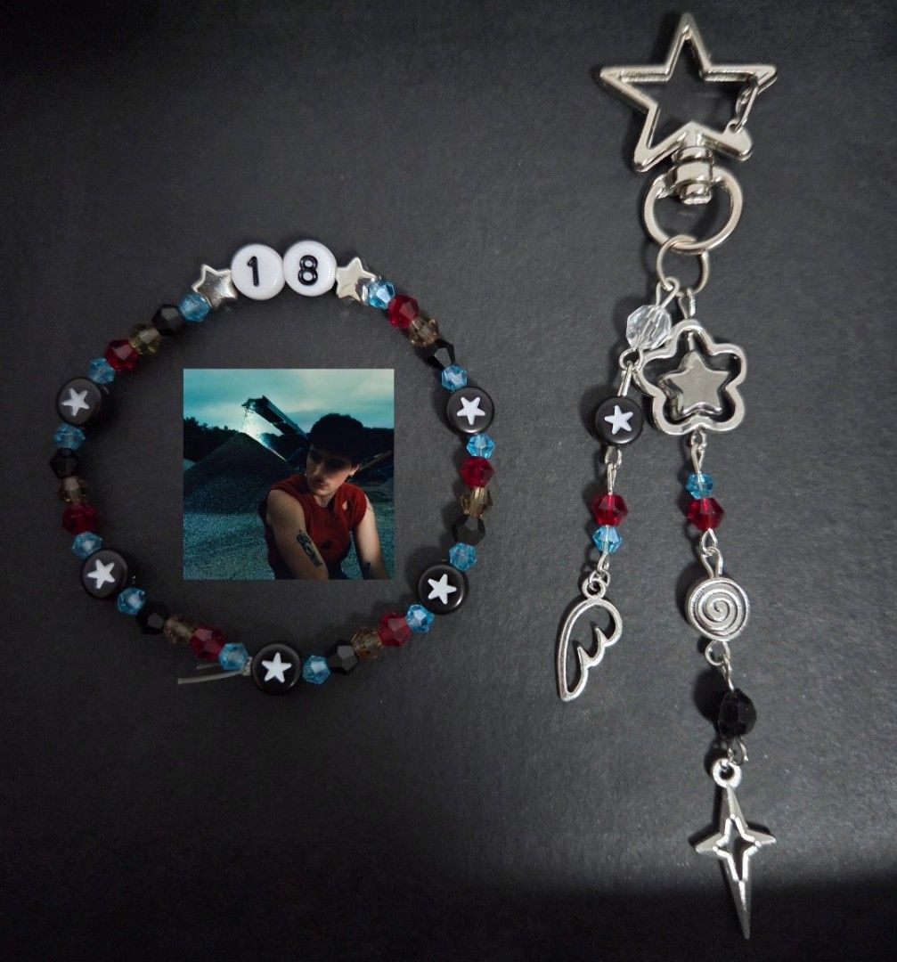 artist albums inspired keychain & bracelets!, Hobbies & Toys ...