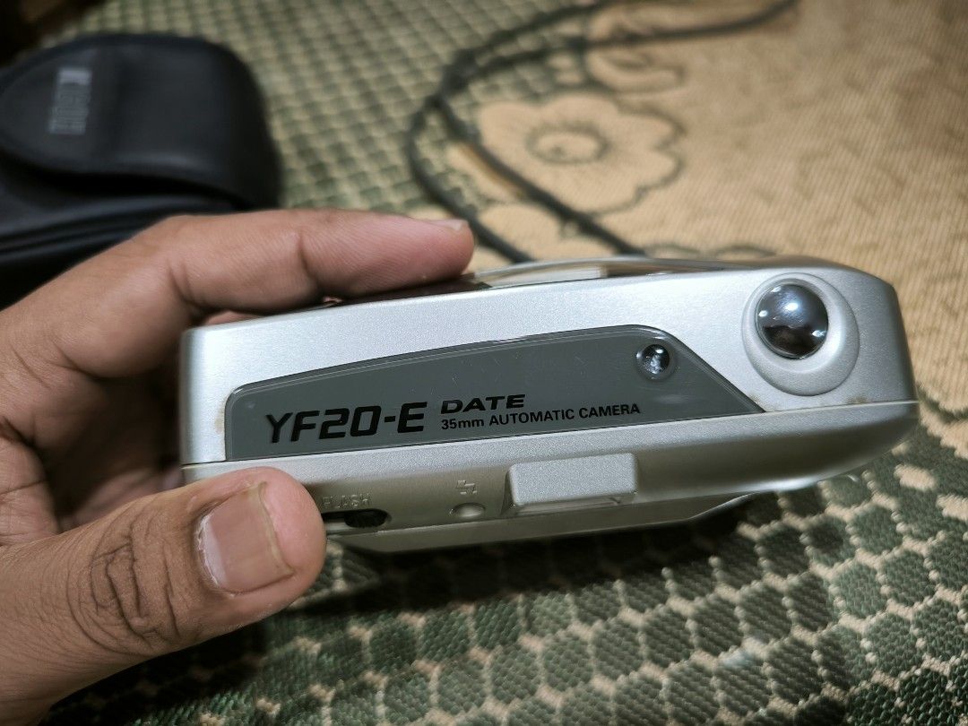 (AS IS CONDITION) Ricoh YF20-E 35MM Film Camera, Photography, Cameras ...