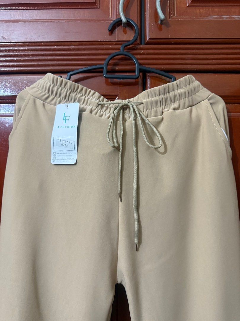 LA FUSHION Areesa Loose Slack Straight Cut Scuba Pants in Cream colour ...