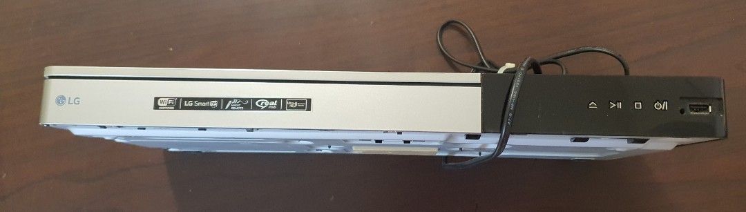 LG Blu-ray 3D Player BP740, TV & Home Appliances, TV & Entertainment ...