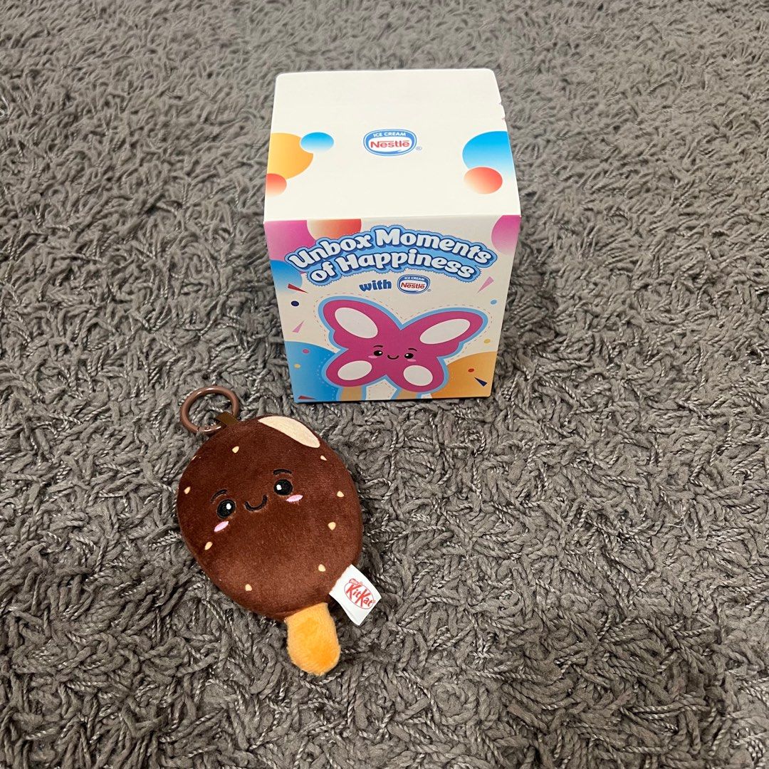Nestle Blind Box Plushie Keychain KITKAT (SEAL), Hobbies & Toys ...