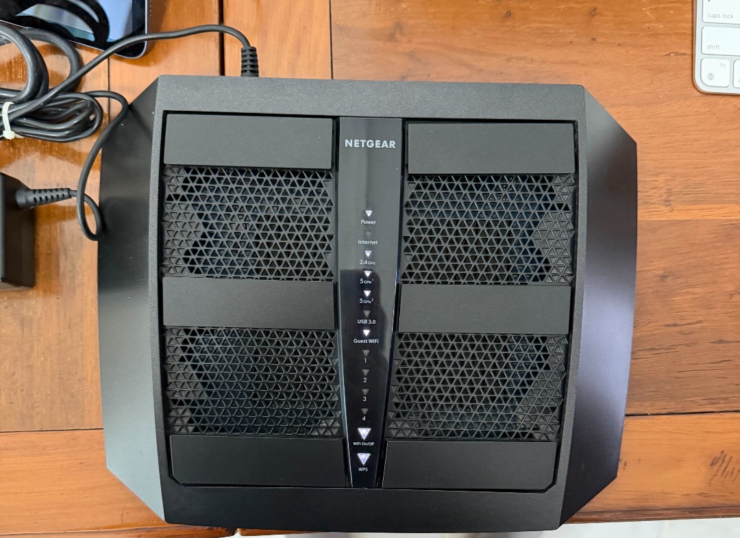 Netgear Nighthawk X6 AC3000 Tri-Band WiFi Router, Computers & Tech ...