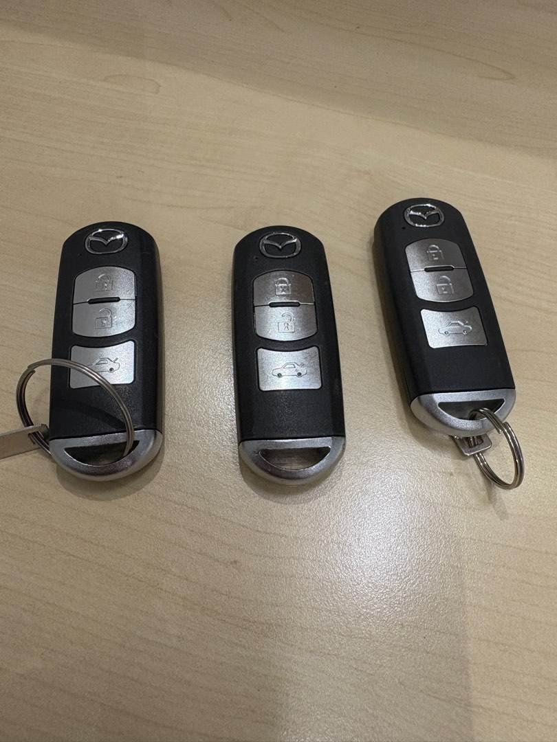 Mazda Remote Key Fob Original, Car Accessories, Accessories on Carousell