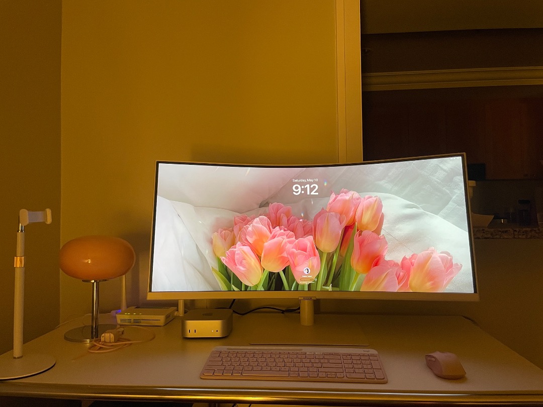 Pink and White Samsung x Mac Mini M4 Complete Desktop Setup, Computers ...