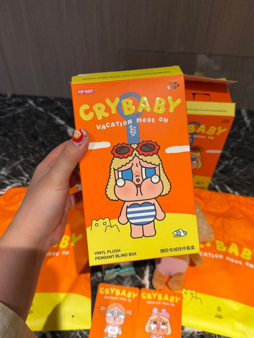 POP MART CRYBABY Vacation Mode On Blind Box Vinyl Plush Pendant FULL ...