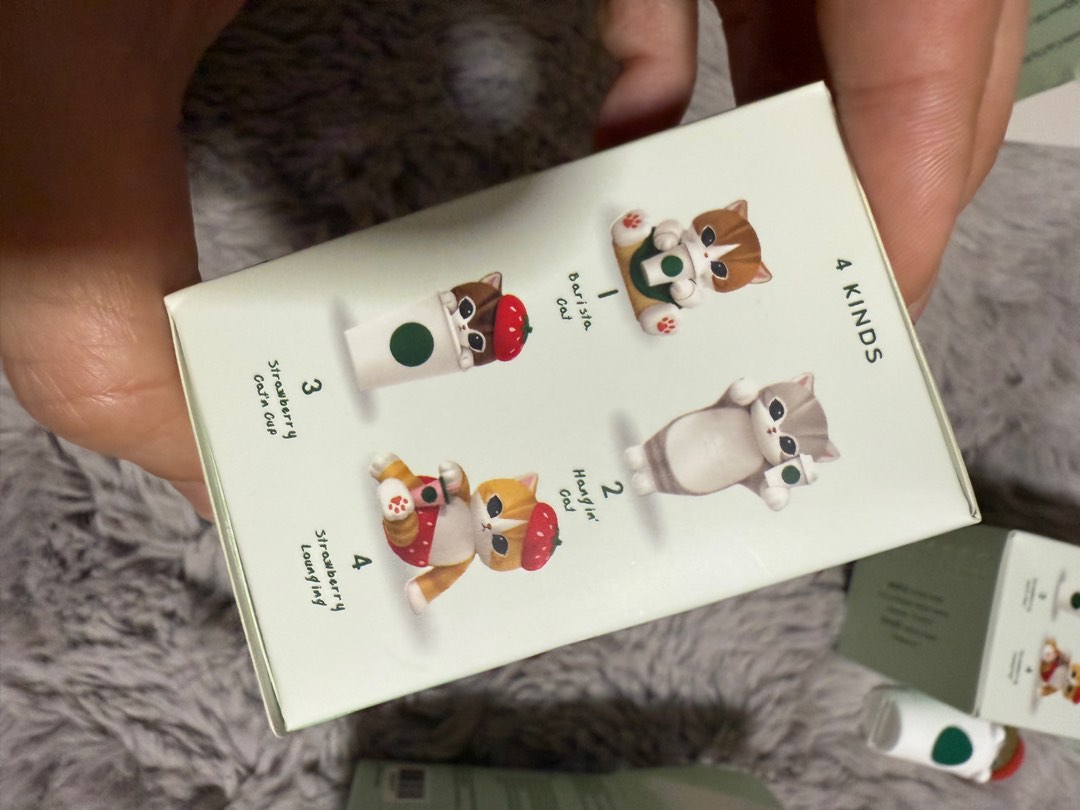 Starbucks x mofusand cup clipper - strawberry, Hobbies & Toys, Toys ...