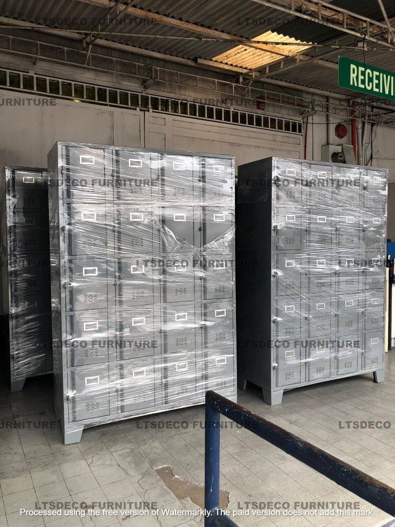20 DOOR STEEL LOCKER OFFICE PARTITION, Furniture & Home Living, Office ...