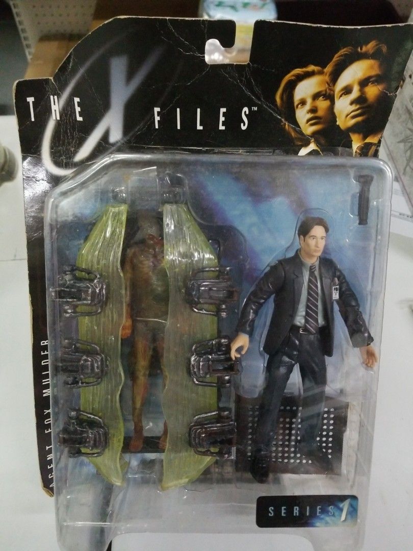 (葵興樂聲9樓門市現貨) X檔案 The X Files Agent Fox & Mulder Alien Action Figure, 興趣 ...