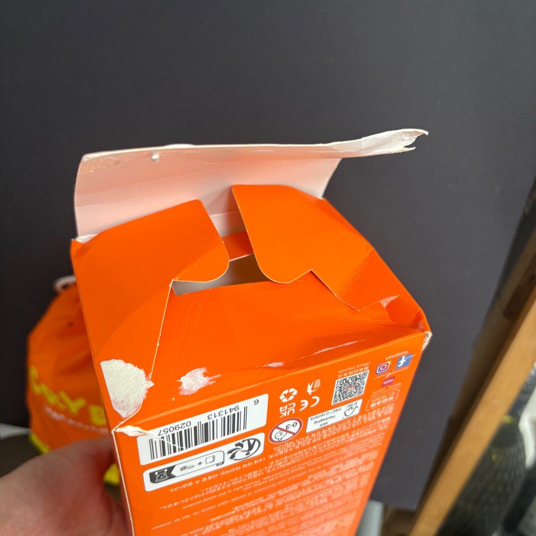 [confirmed design] POP MART CRYBABY Vacation Mode On Series -Vinyl ...