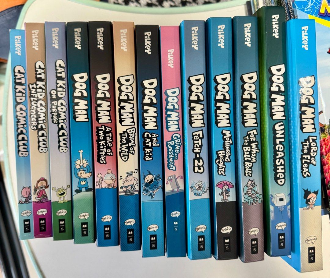 Dog Man and Cat Kid Comic Club Book Set, Hobbies & Toys, Books ...