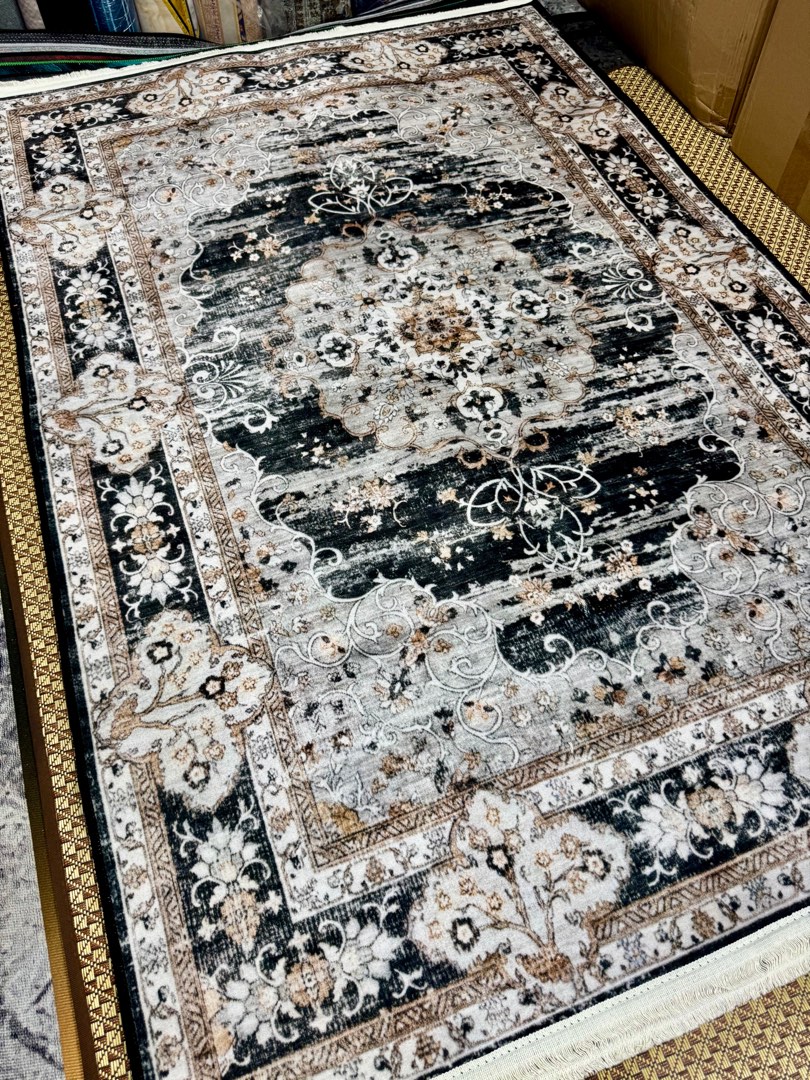 Dubai Carpet Soft Velvet, Furniture & Home Living, Home Decor ...