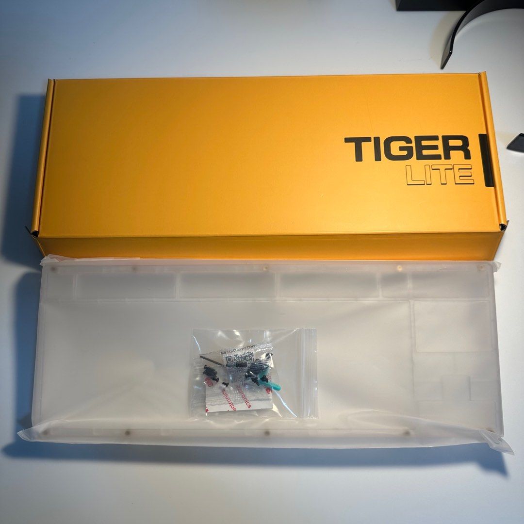 KBDfans Tiger Lite ABS Transparent White Keyboard Case, Computers ...