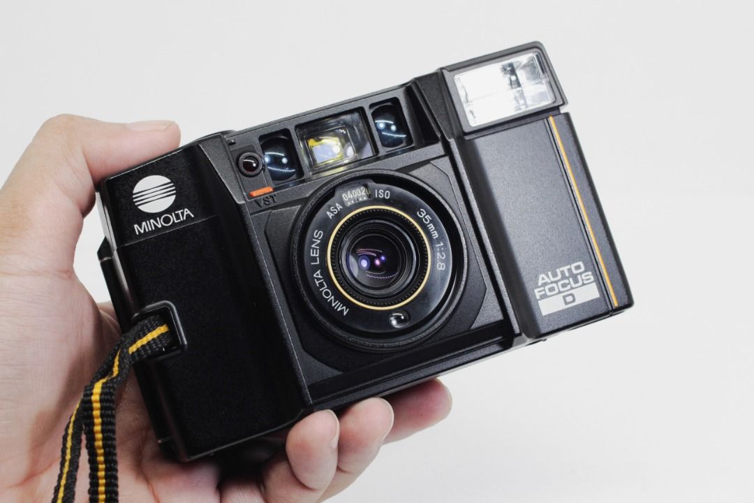 Minolta AF-S Quartz D, Autofocus Point-and-Shoot 35mm Film Camera ...