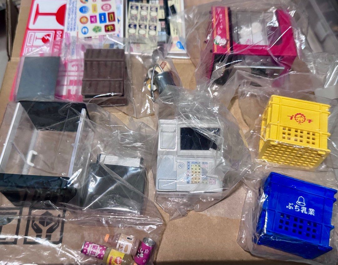 Re-MeNT 2006本日開店 Today’s Opening! Convenience Store ReMent, Hobbies & Toys, Toys & Games on ...