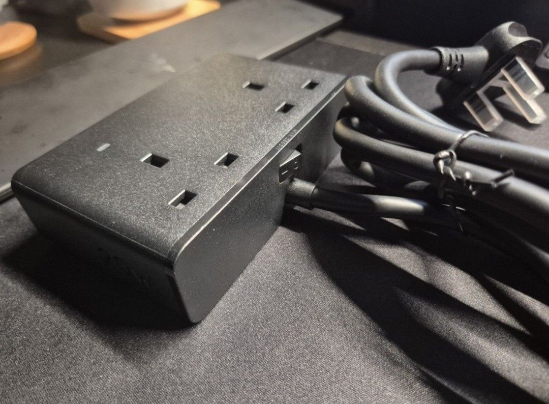 UGREEN Smart Socket 20W GaN - UK Plug, TV & Home Appliances, Electrical ...