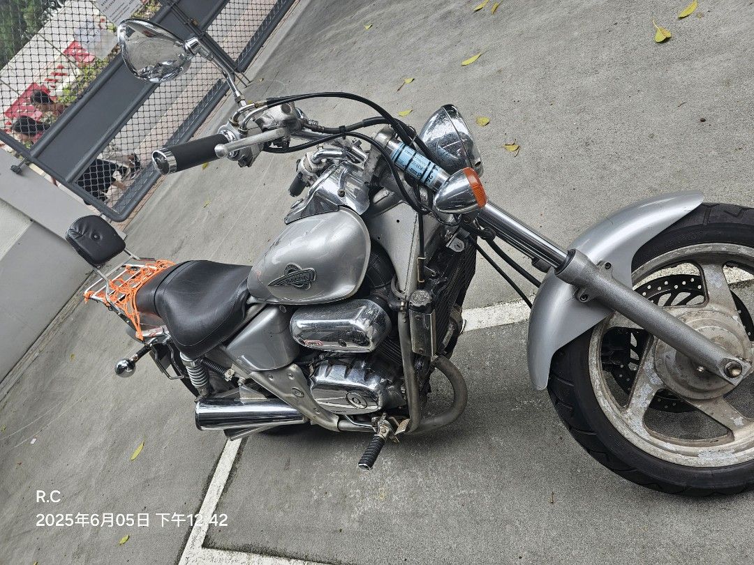 🔥 出讓 Honda Magna 249（2002｜銀色）— 可靠靚聲代步神車 🔥, 電單車買賣 - Carousell