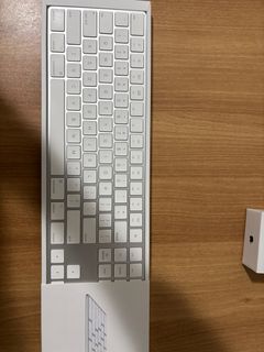 Apple Magic Keyboard with Touch ID and Numeric Keypad, Computers & Tech ...