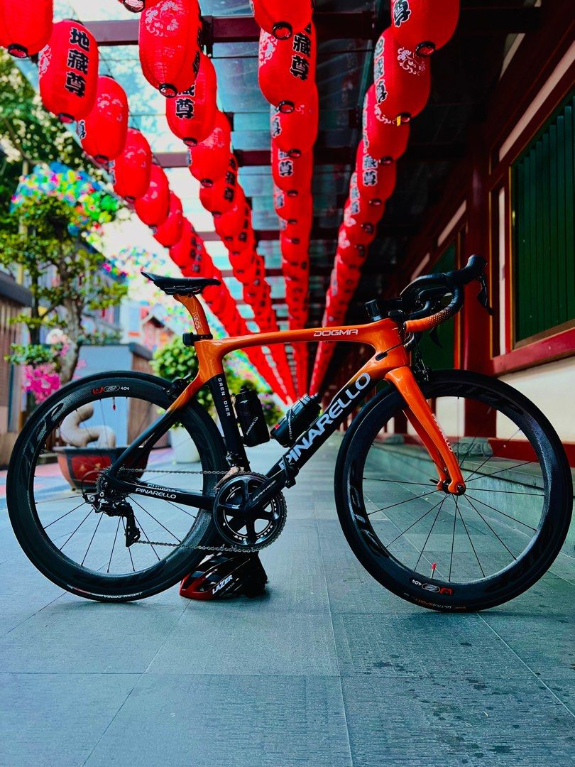 Authentic Pinarello Dogma F10 Size 54, Sports Equipment, Bicycles ...
