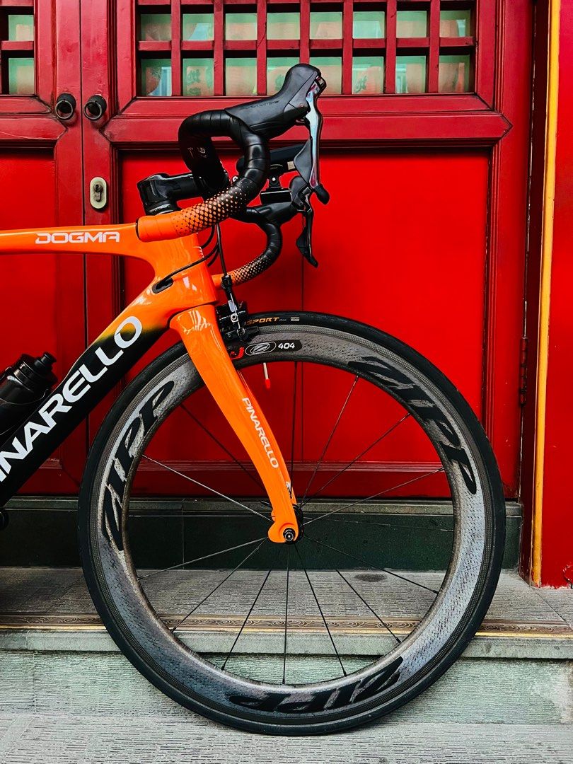 Authentic Pinarello Dogma F10 Size 54, Sports Equipment, Bicycles ...