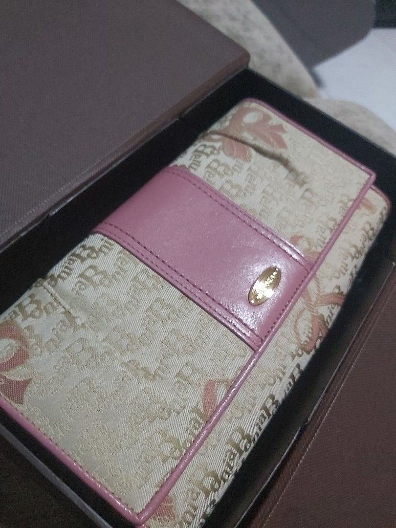 Bonia Holly Wallet - Brand New, Women's Fashion, Bags & Wallets ...