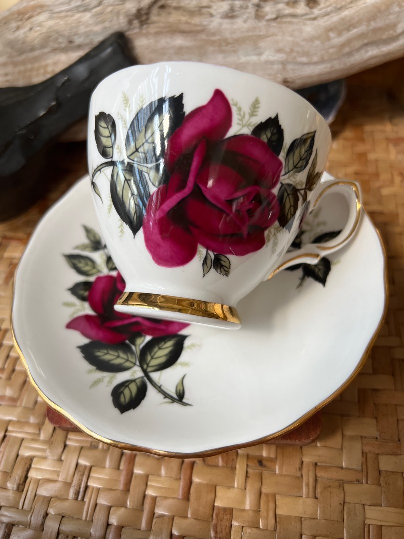 Colclough Teacup and Saucer Set - Rose Design, Hobbies & Toys ...