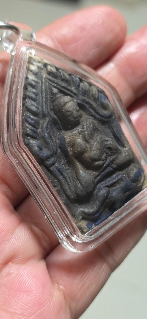 Luang Phor Suang's Khun Paen 2519 back with Master hair and handyant ...