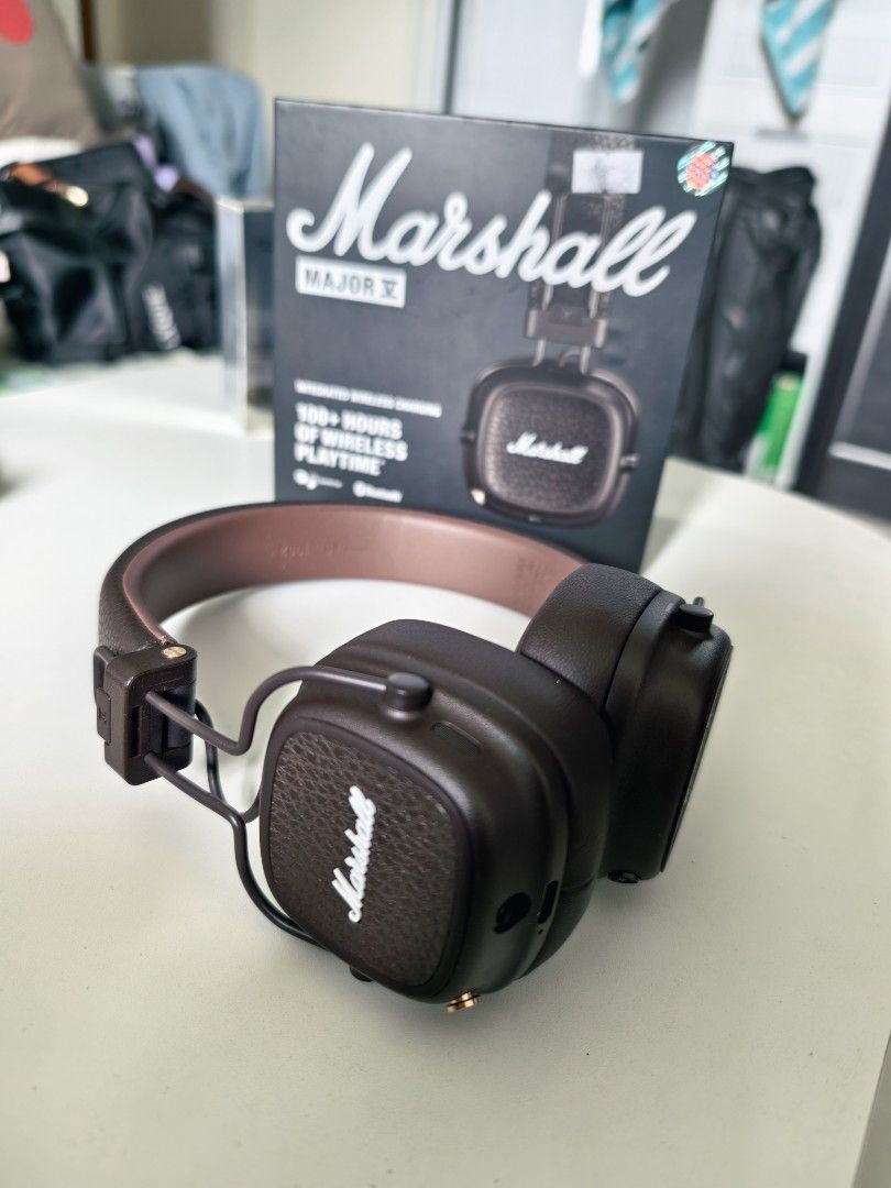 Marshall Major V Bluetooth Headphones, Audio, Headphones & Headsets on Carousell