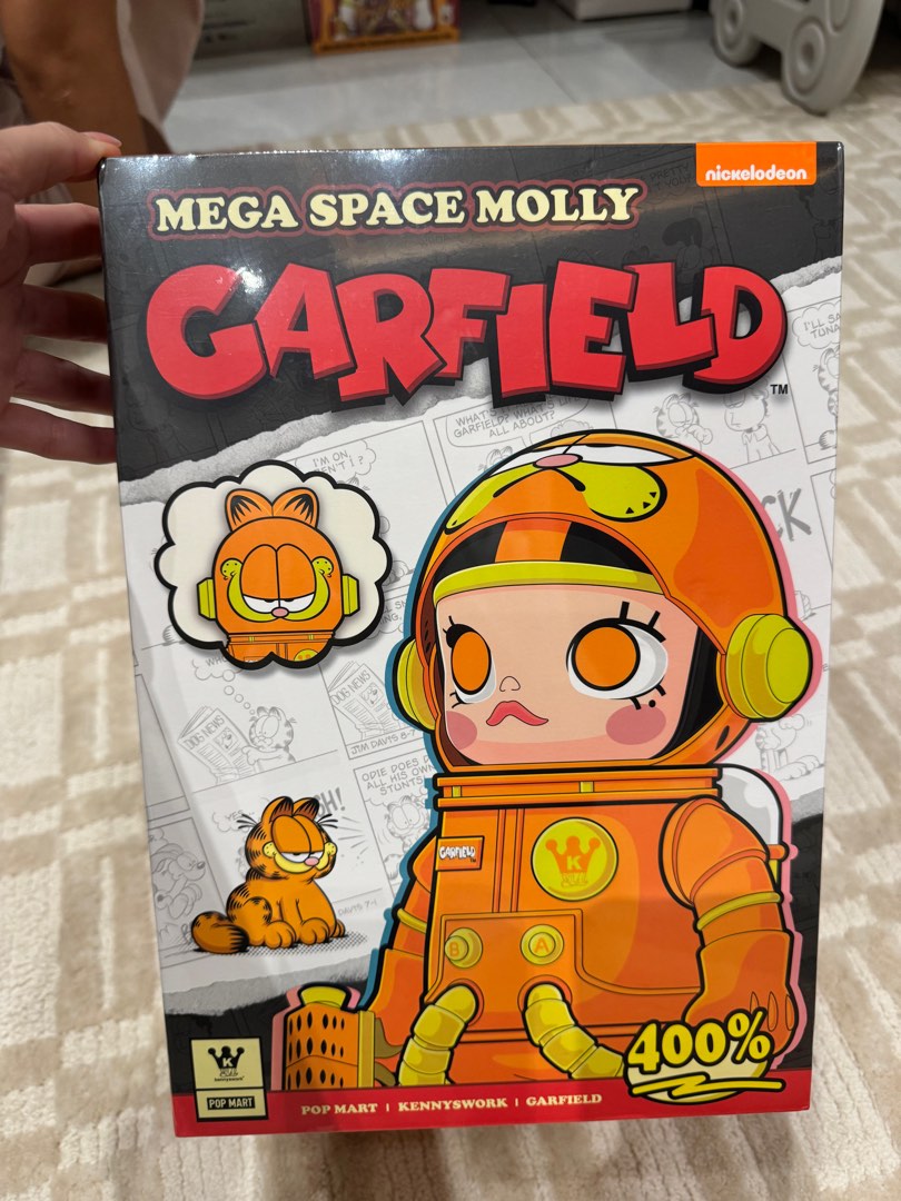 Mega Space Molly Garfield 400%, Hobbies & Toys, Toys & Games on Carousell