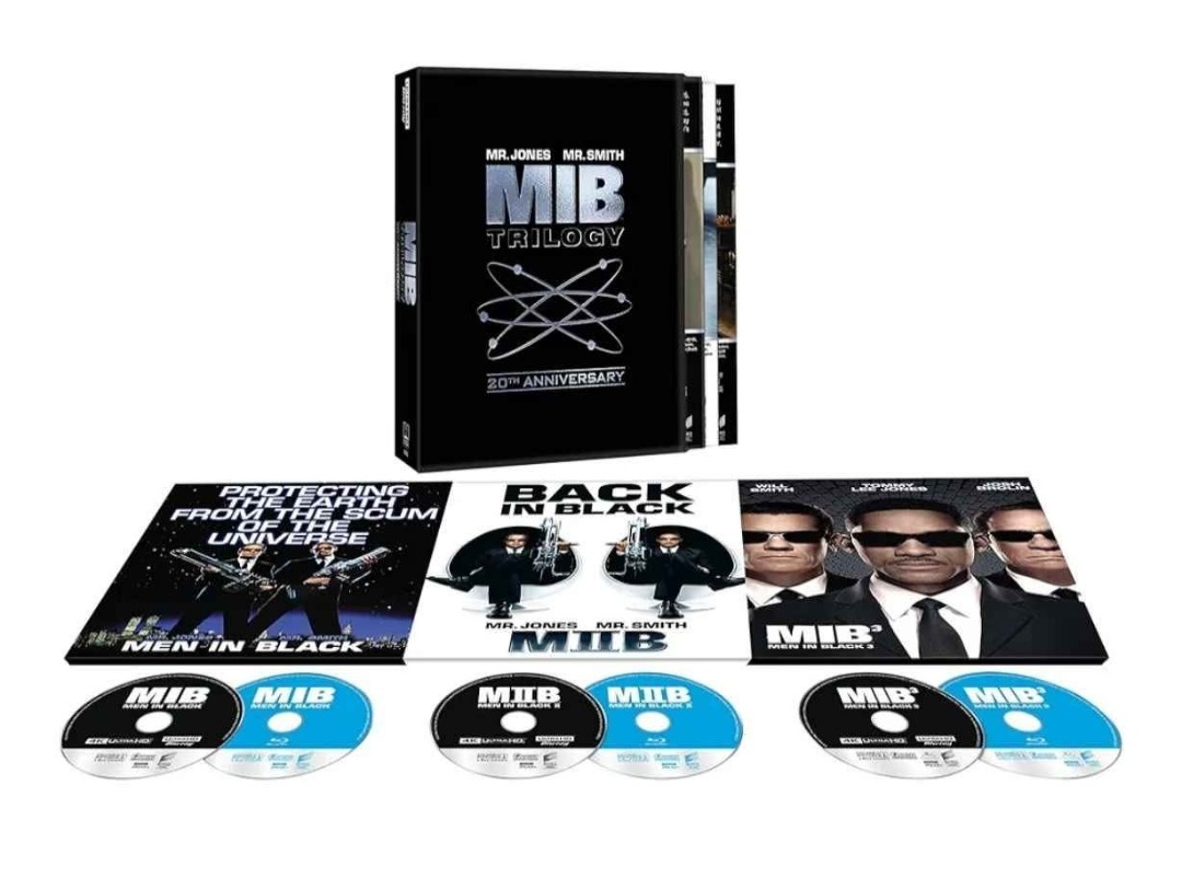 MIB Trilogy 20th Anniversary Blu-ray Set, Hobbies & Toys, Music & Media ...