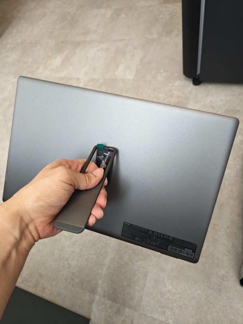 MSI Pro MP161 –Portable Monitor with Stand, Computers & Tech, Parts ...