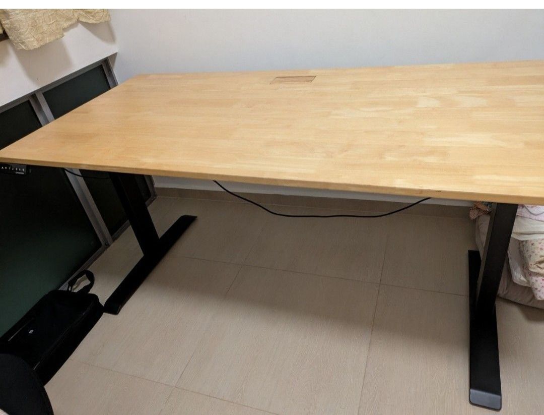 Omnidesk Pro -Adjustable/Standing desk 153*76, Furniture & Home Living ...