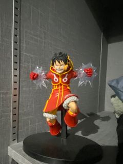 1X One Piece Figure, Hobbies & Toys, Toys & Games on Carousell
