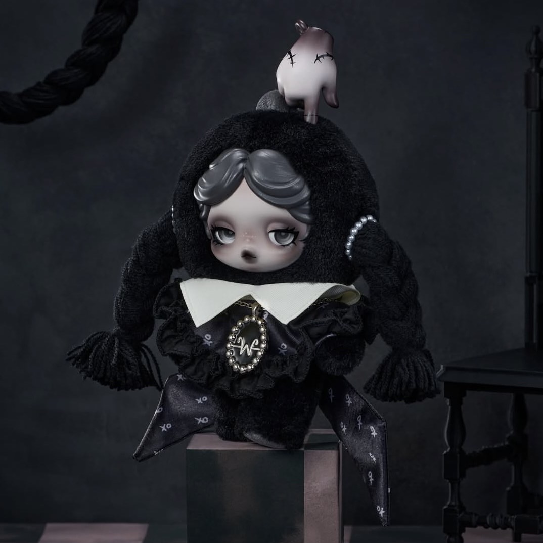 Popmart skullpanda x Wednesday plush (classic dance version), Hobbies ...