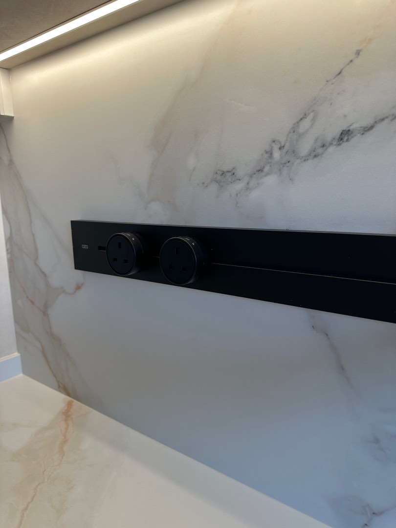 Power Track (Safety Mark), TV & Home Appliances, Electrical, Adaptors ...