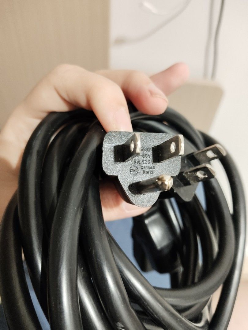 Type A and Type B PSU Power Cables, 家庭電器, 轉插器及插頭 - Carousell